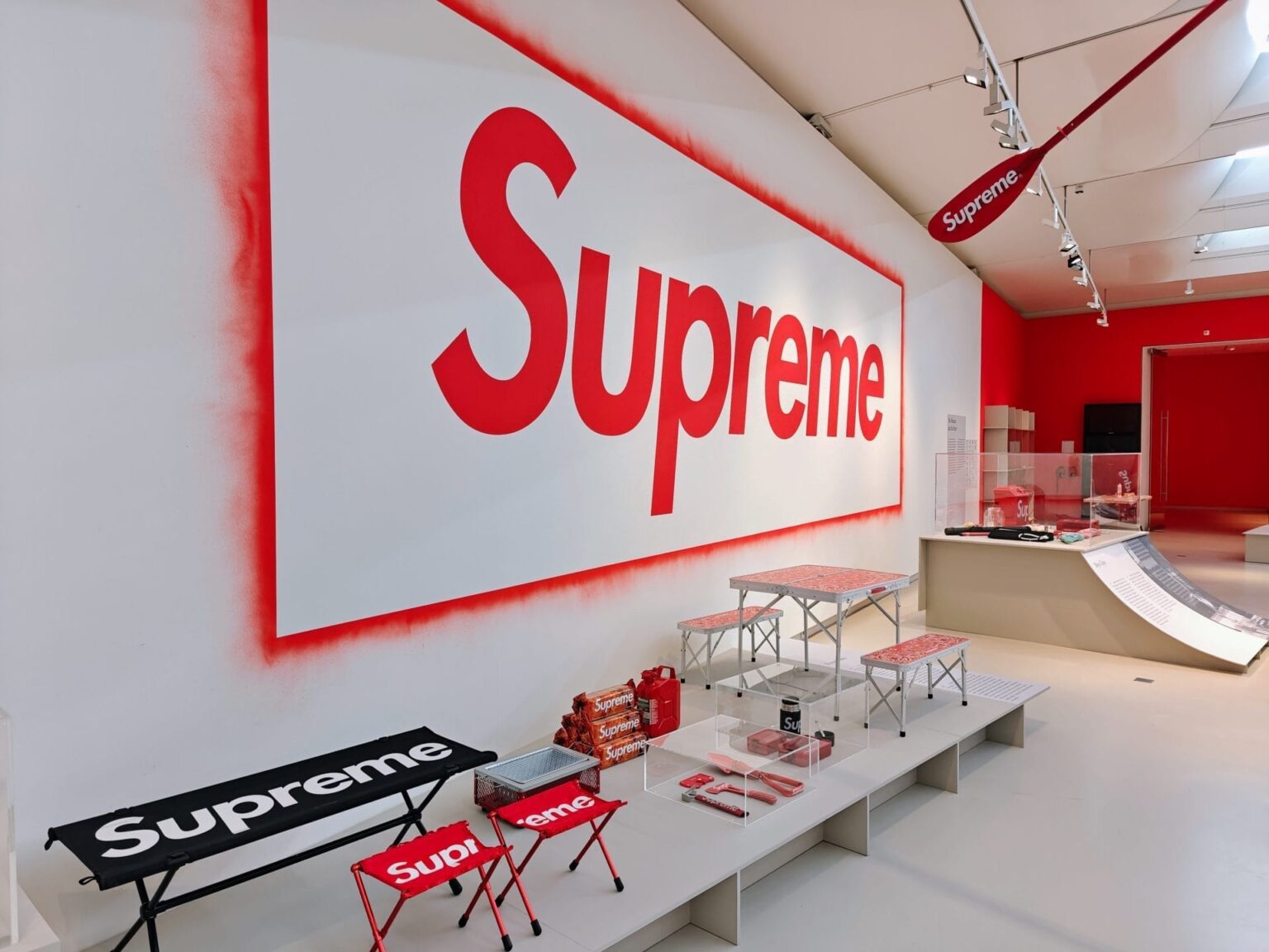 De kracht van Supreme in Design Museum Den Bosch - Mixed Grill